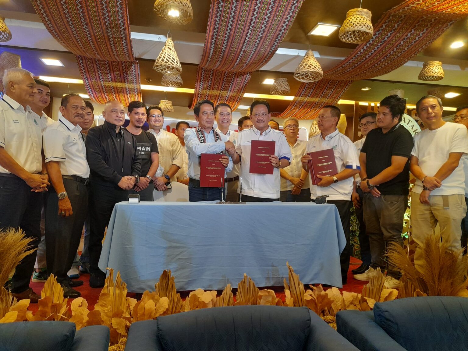 The Bataraza Smart City MOA signing between the Municipal Government of ...